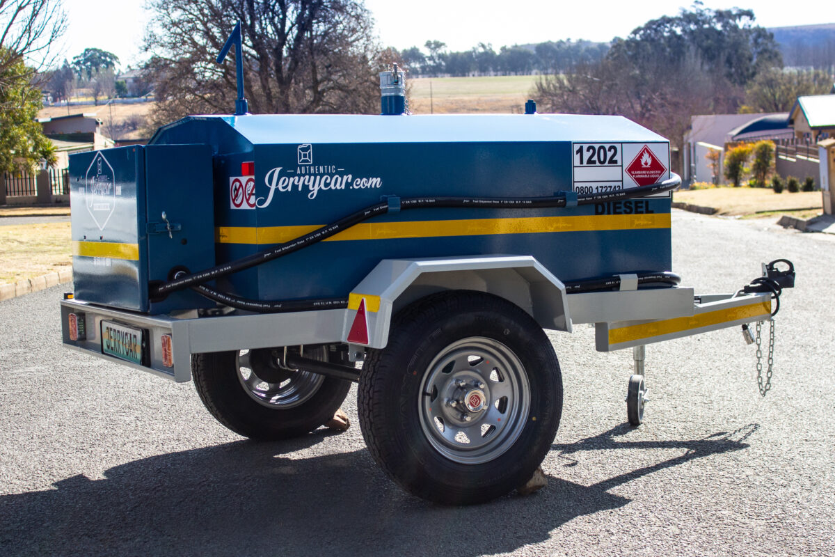 Jerrycar Bowser 1100 (Braked) – Jerrycar